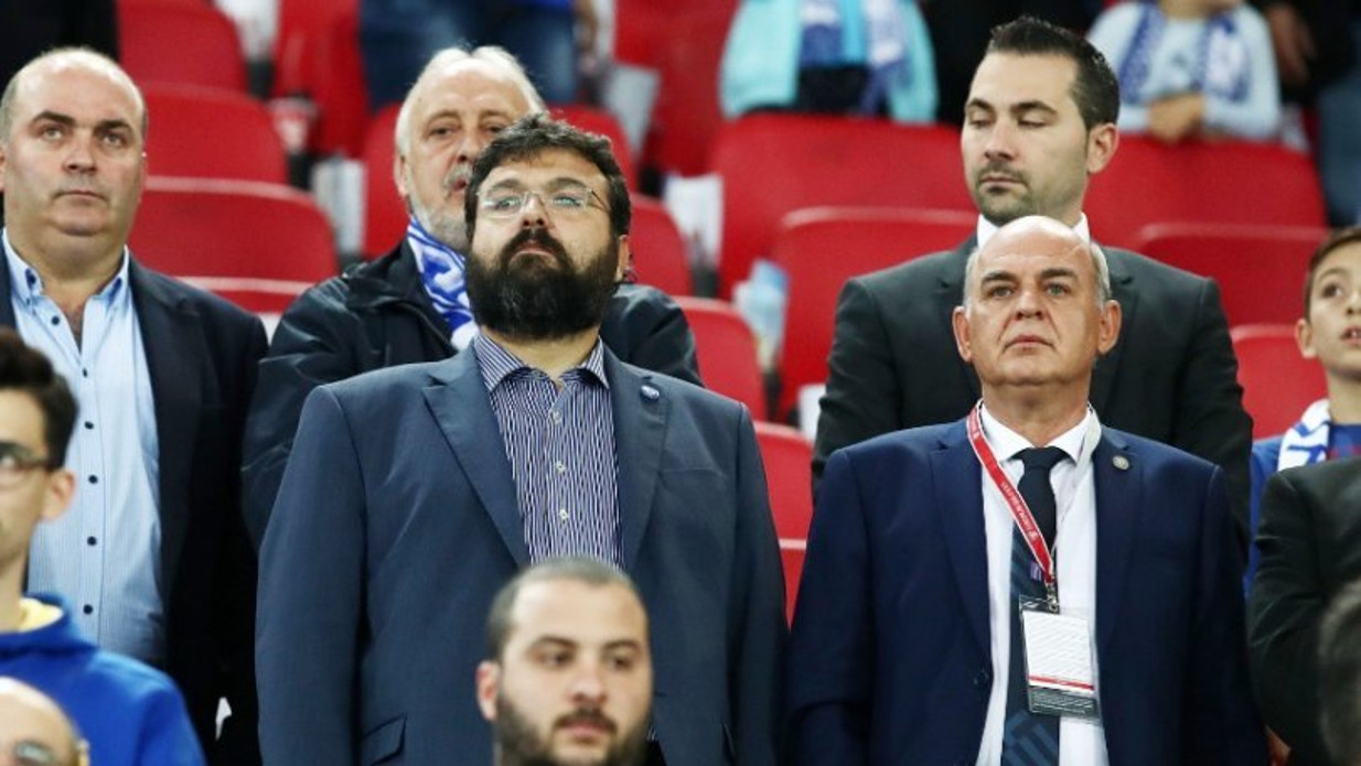 KarpetShow.gr - Γραμμένος και ξεγραμμένος